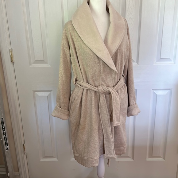 UGG | Intimates & Sleepwear | Authentic Ugg Womens Robe | Poshmark